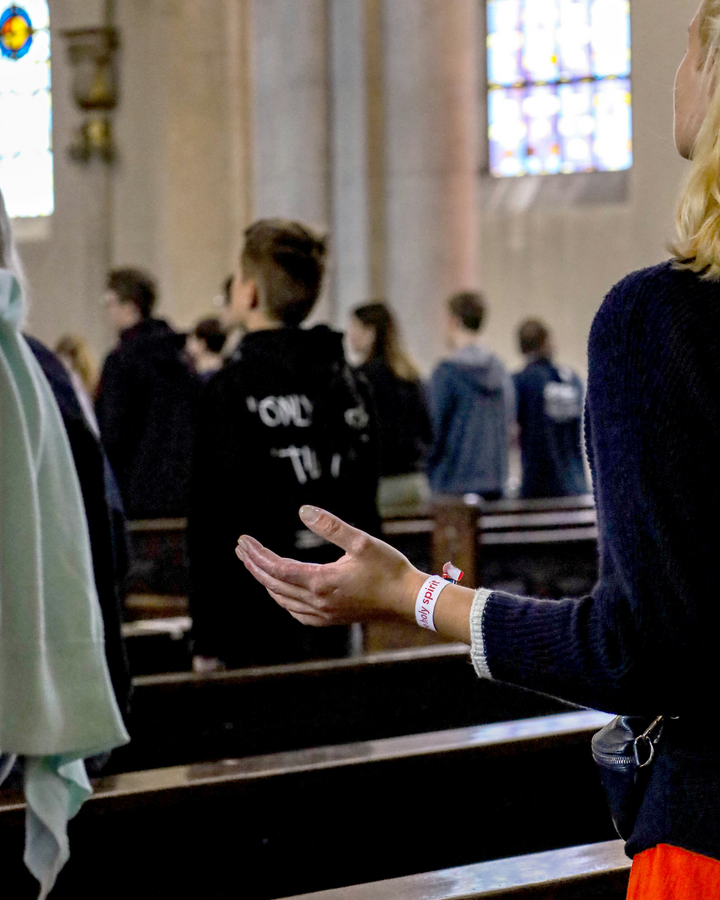 Why is the Mass so Central to Catholicism? – West Coast Catholic
